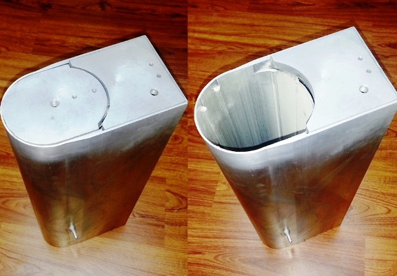 Special ground socket for IAAF certified discus and hammer cage